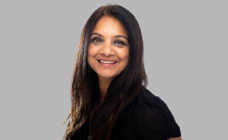 Abha Gupta - Consultant Opthalmic Surgeon in Manchester