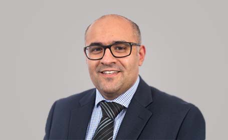 Naveed Yasin - Consultant Spinal Surgeon in Bolton