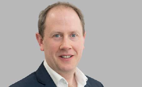 Peter Wall - Consultant Orthopaedic Surgeon