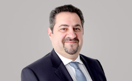 Bilal Al-Obaidi - Consultant Trauma and Orthopaedic Surgeon in Reading