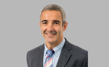 Jose Garcia - Consultant Orthopaedic Surgeon in Sheffield