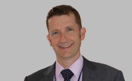 Mark Turner- Consultant Oral & Maxillofacial Surgeon in Bedford